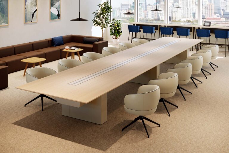 Emino Meeting Lounge Leather Chair for Executive Spaces | Okamura